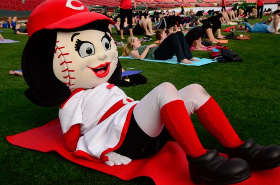 Cincinnati Reds Mascots - SportMascots.com